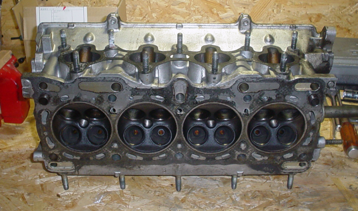 HONDA B20Aエンジン、オーバーホール（その①、ヘッド、ピストンの状態確認） | 一寸の虫にも五分の魂